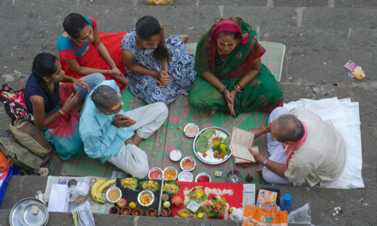 Shraddha and Pind Daan in After Death Rituals | Kaashimukthi Blog